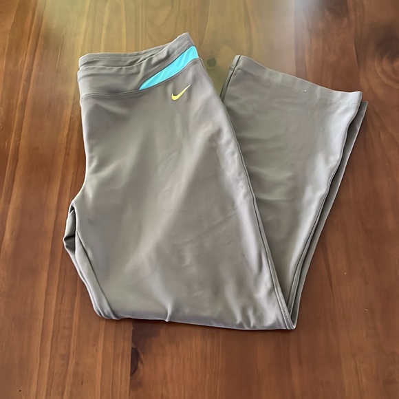 Nike | Pants & Jumpsuits | Nike Lounge Capri Pants | Poshmark